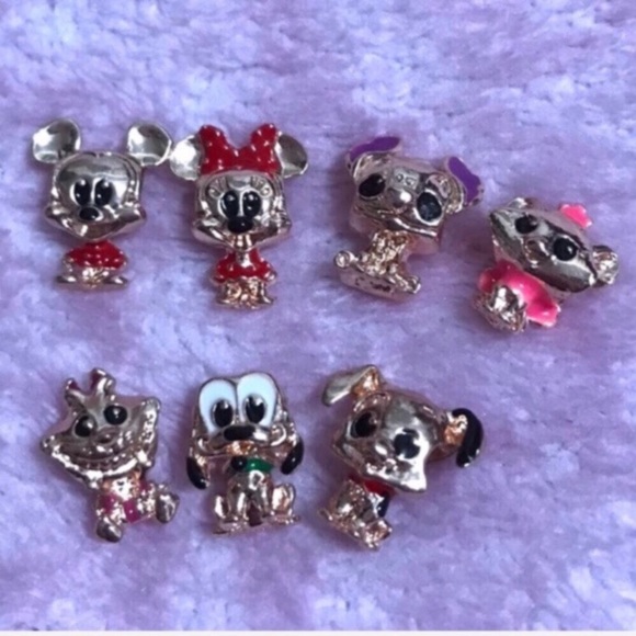 Jewelry | 9 Pieces Disney Mickey Mouse Minnie Mouse Bead Collection ...